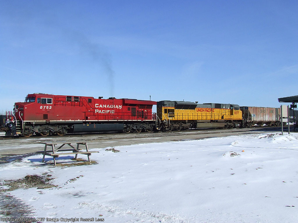CP train 667 with CP 8752 and UP 8277